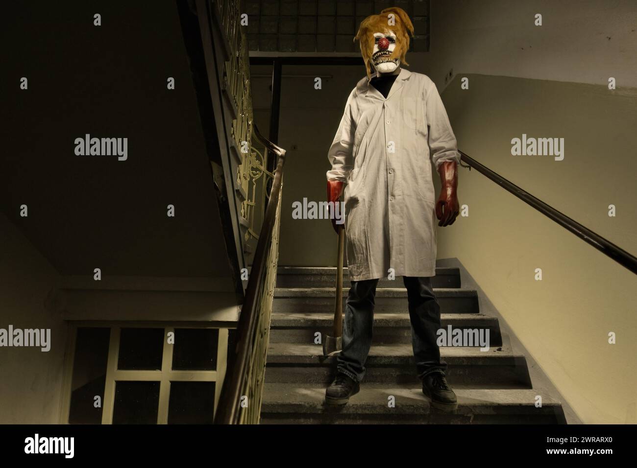 Creepy man in suit hi-res stock photography and images - Alamy