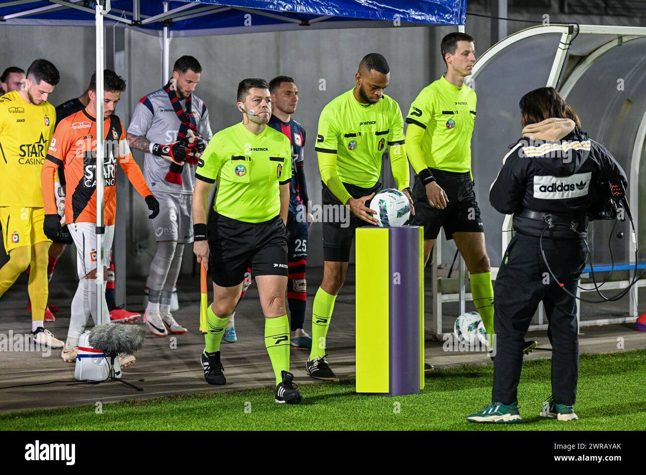 Luik, Belgium. 10th Mar, 2024. referee Matonga Simonini taking the ...