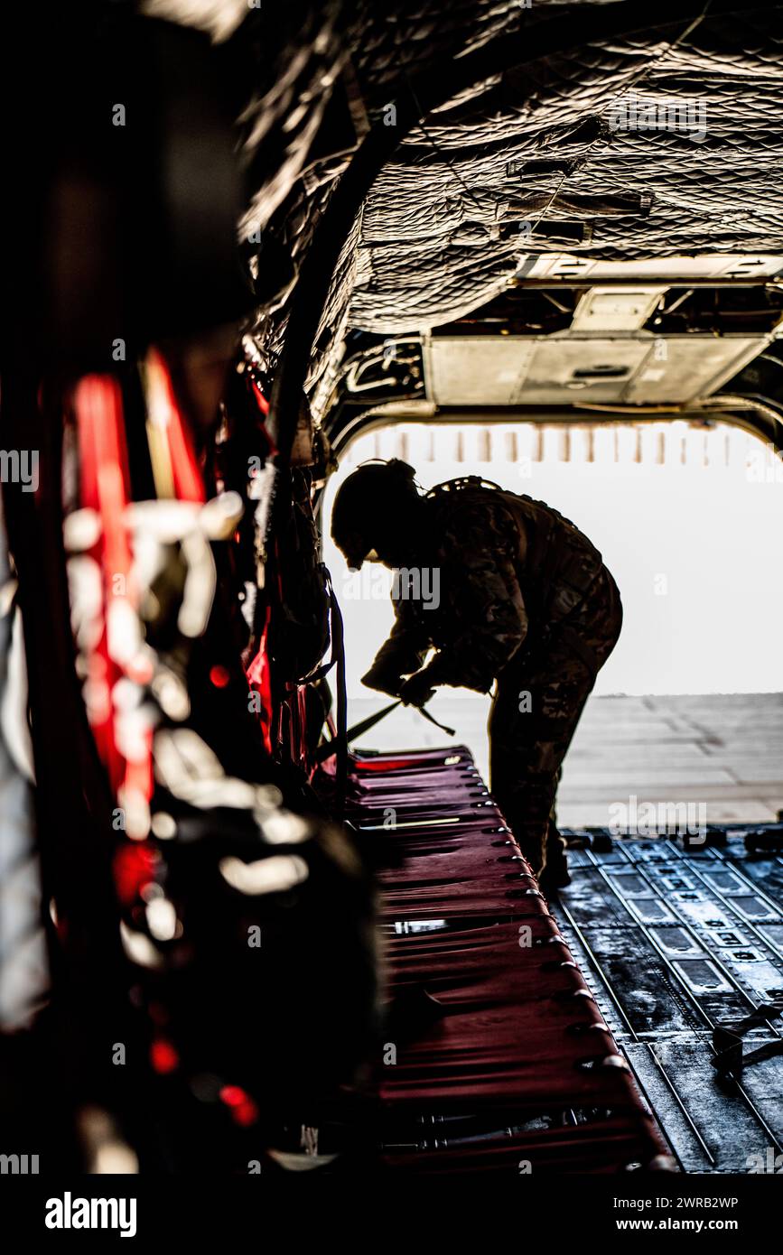 Paratroopers assigned to B Co, 3-82 General Support Aviation Battalion ...