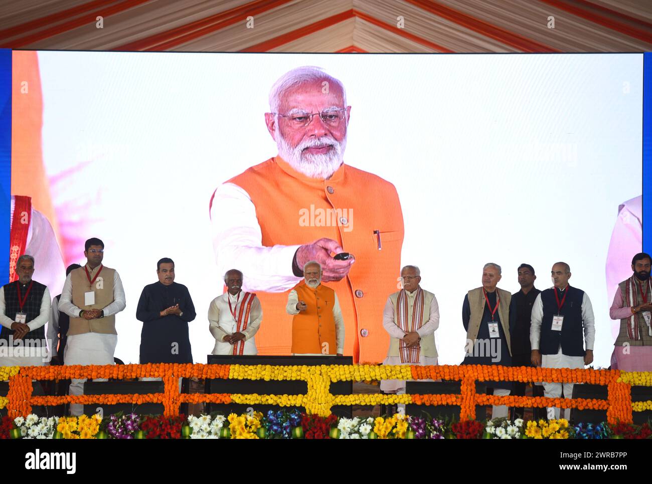 GURUGRAM, INDIA - MARCH 11: Prime Minister Narendra Modi, Cabinet ...
