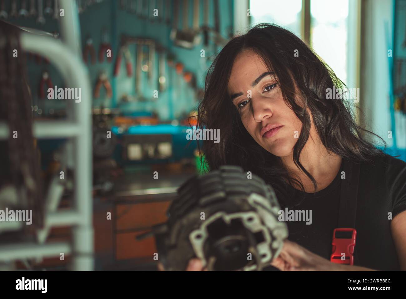 Mechanic work bench hi-res stock photography and images - Alamy