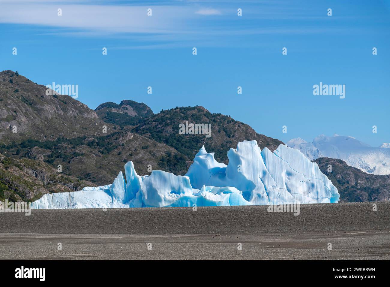 Iceberg, Lago Grey, Torres del Paine National Park, Parque Nacional ...