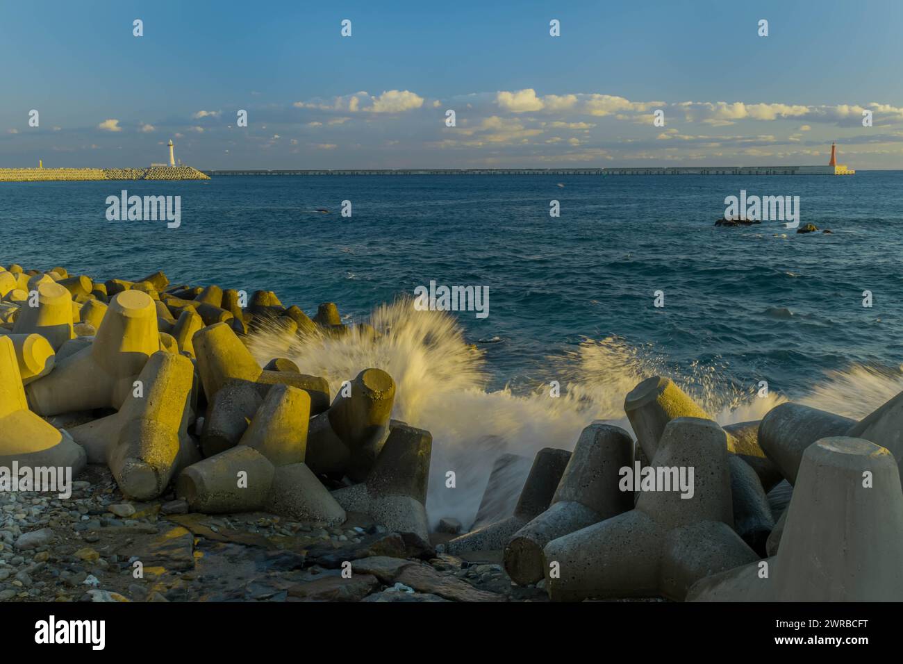 Concrete bulwark hi-res stock photography and images - Alamy