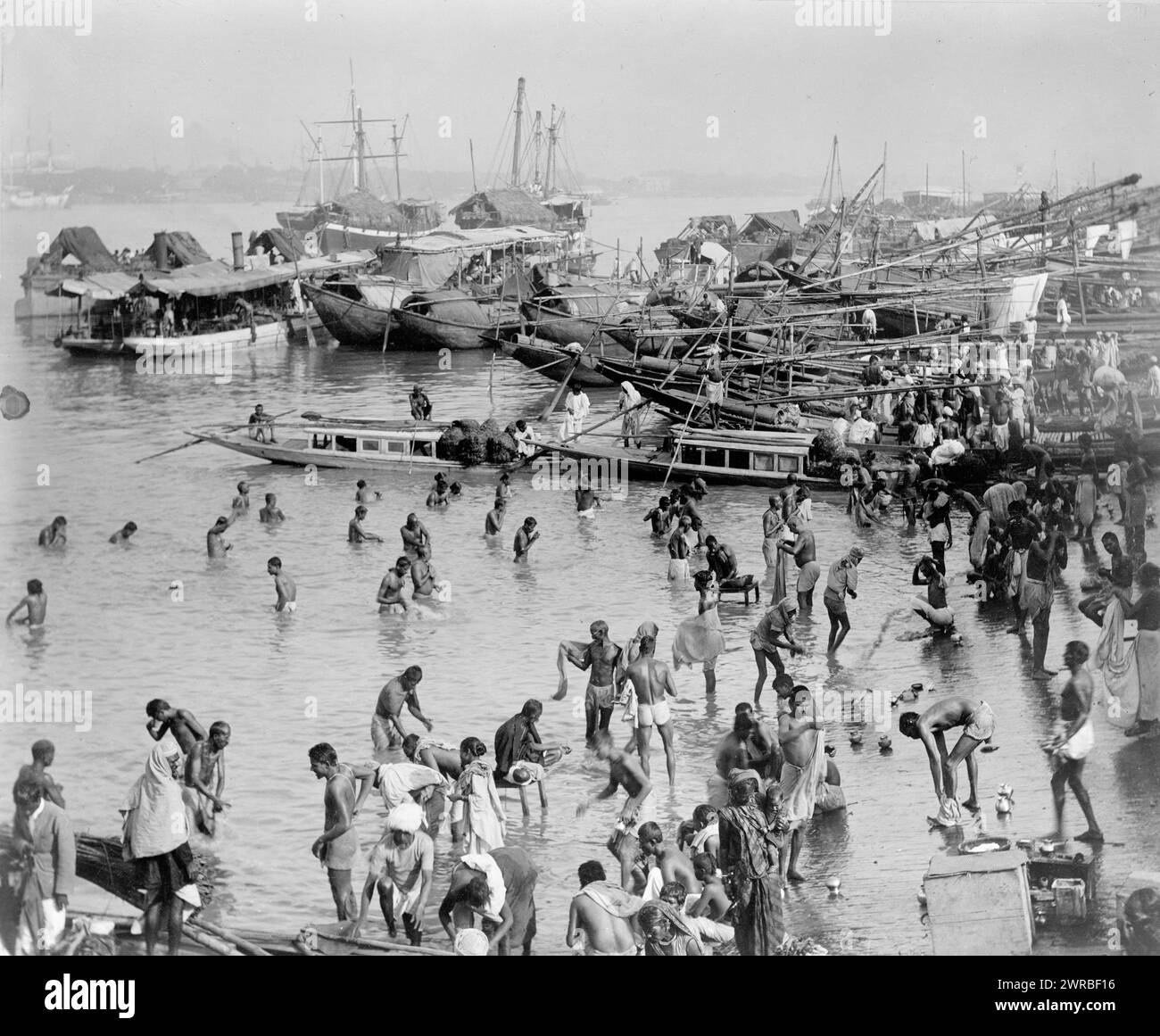 Bathing thailand 1890 1900 hi-res stock photography and images - Alamy