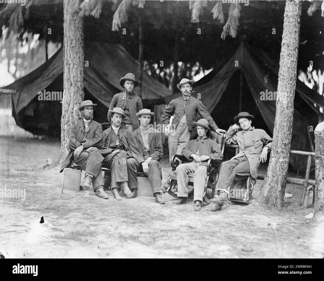 Military history photographs hi-res stock photography and images - Alamy