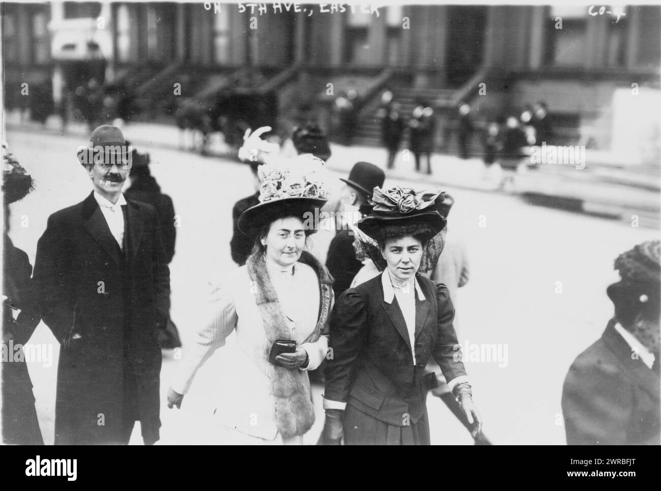 On 5th Avenue, Easter, Women on 5th Avenue, New York City, wearing ...