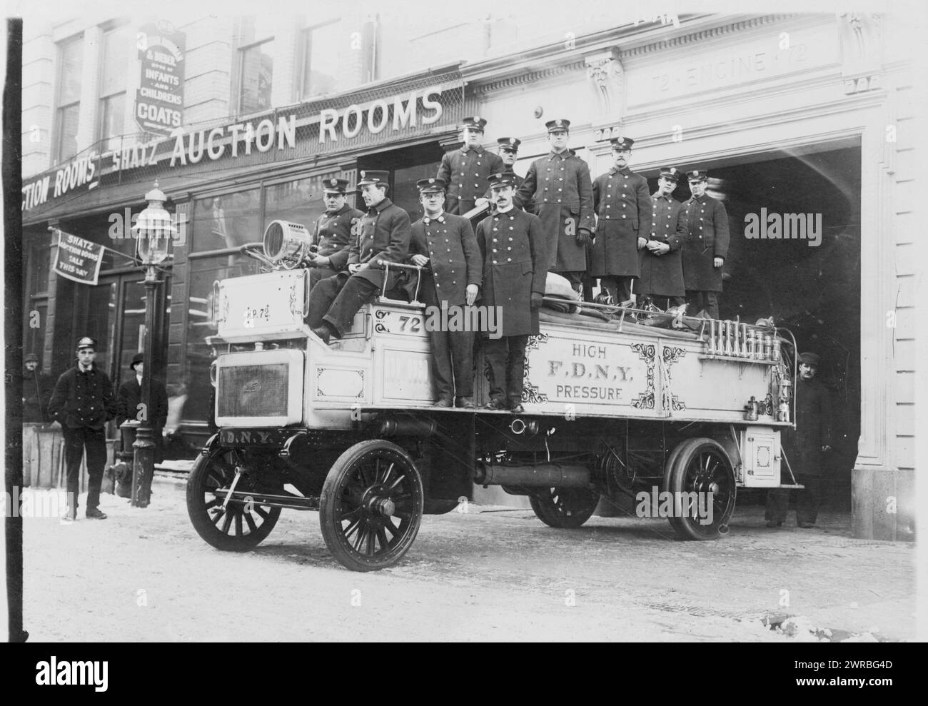 New york fire engines Black and White Stock Photos & Images - Alamy