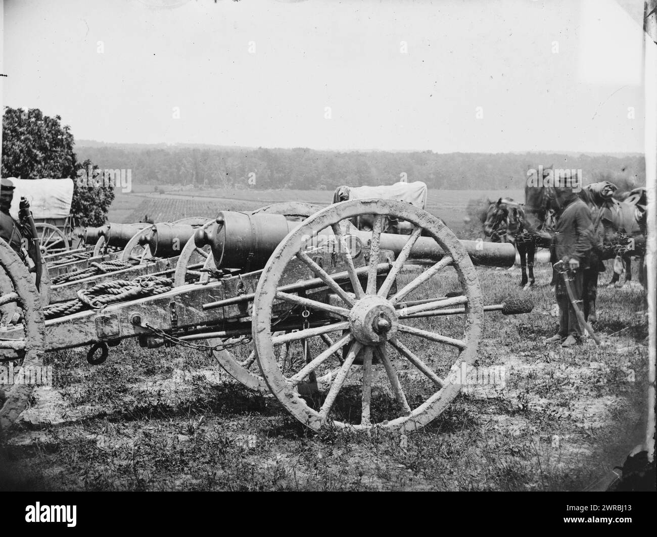 20 pdr guns hi-res stock photography and images - Alamy