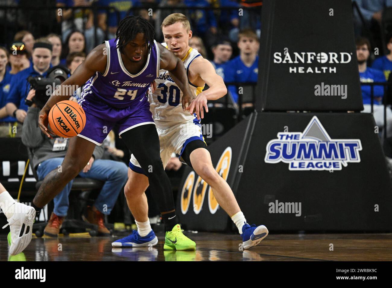 South Dakota State Jackrabbits guard Charlie Easley (30) guards St ...