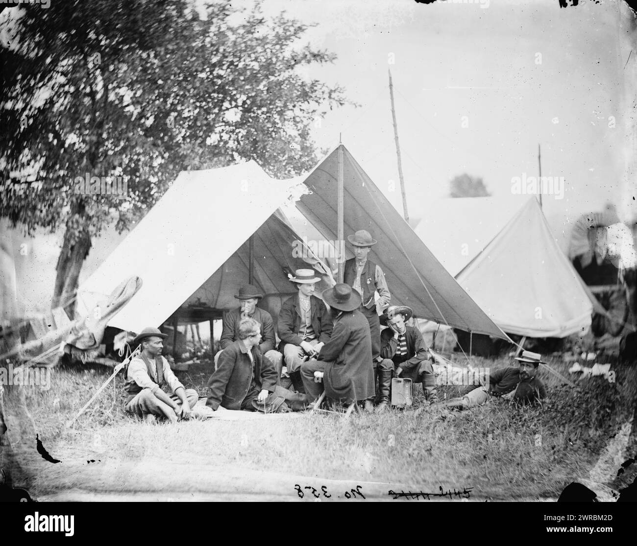Theater army hi-res stock photography and images - Alamy