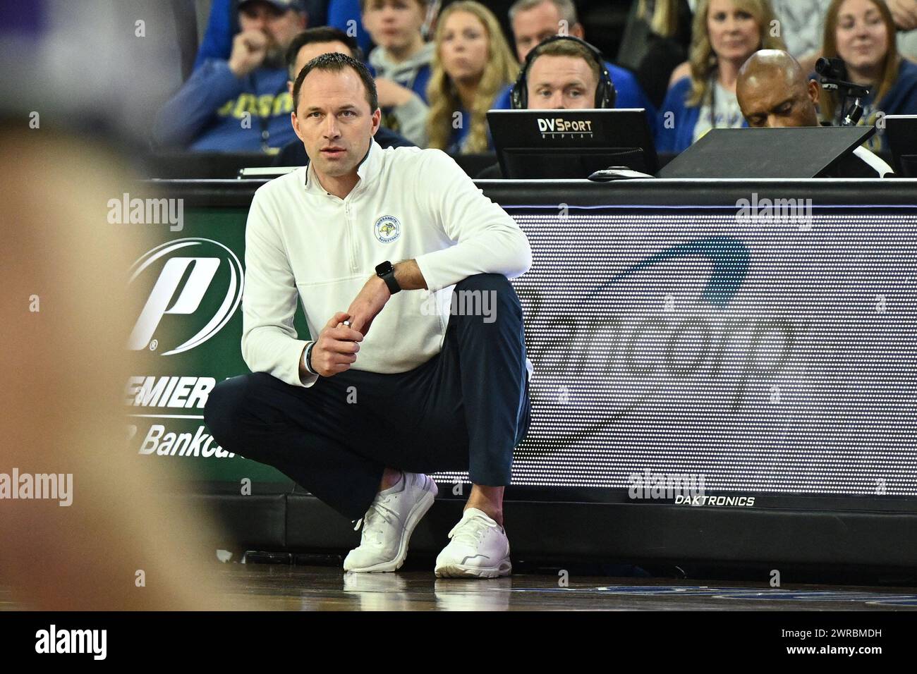 Sioux Falls, USA. 11th Mar, 2024. South Dakota State Jackrabbits head ...