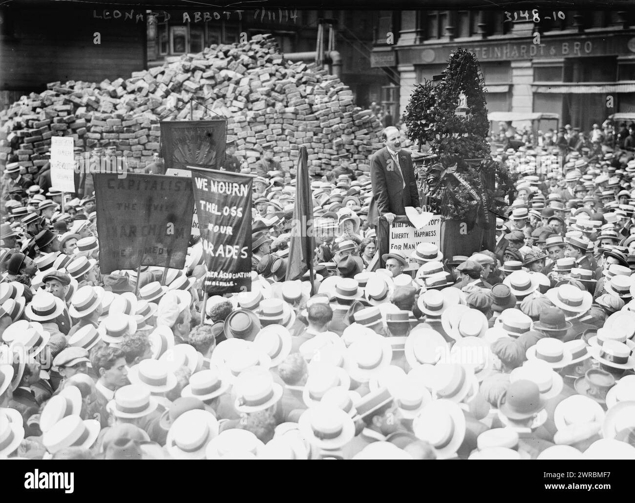 Leonard abbott hi-res stock photography and images - Alamy