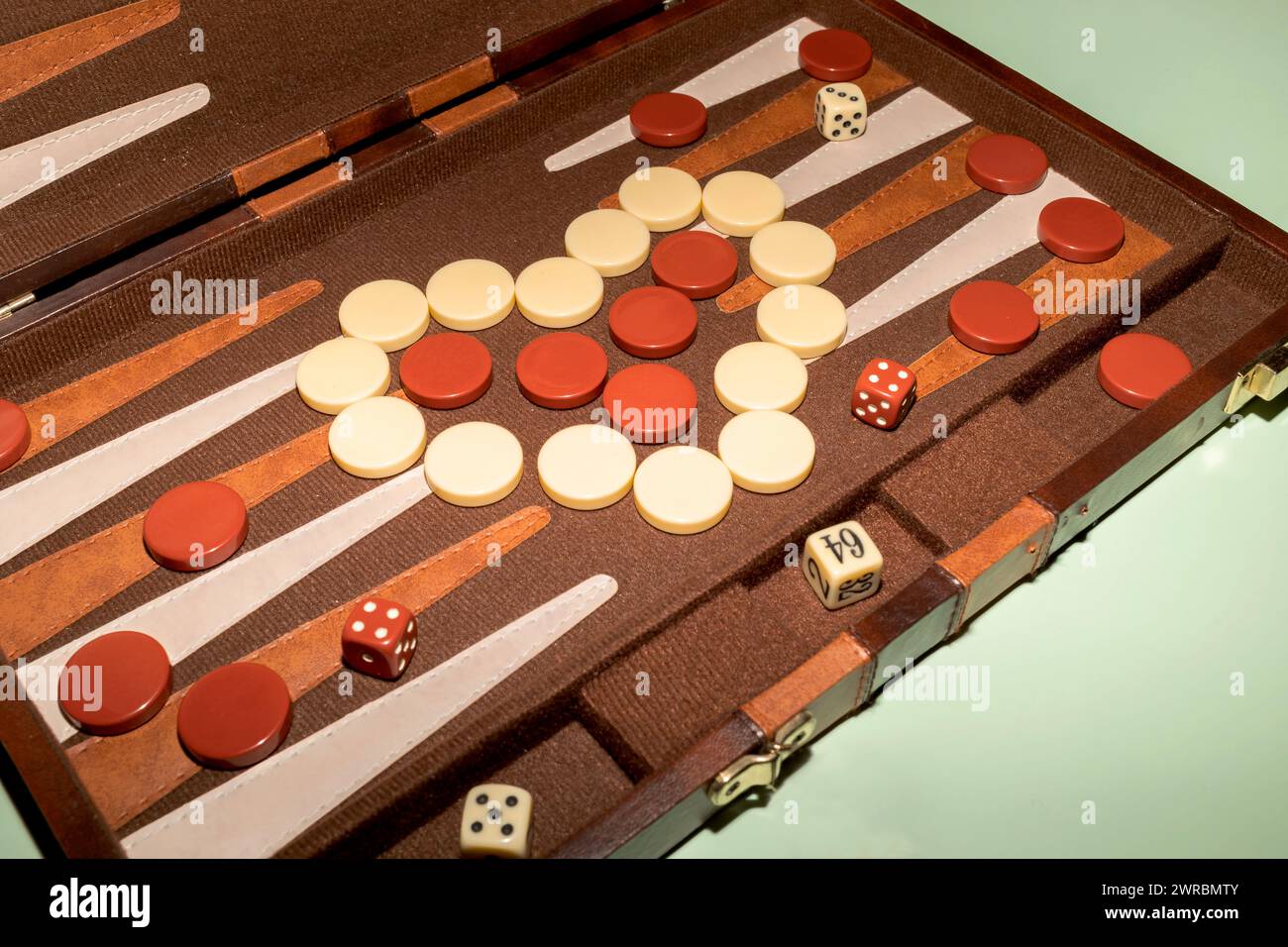 Backgammon game board hi-res stock photography and images - Alamy