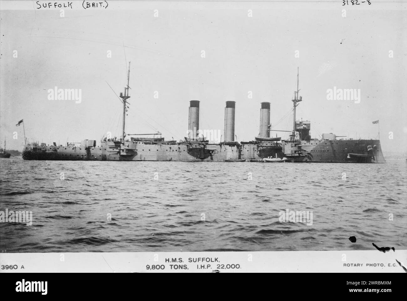 World war 1 cruiser hi-res stock photography and images - Alamy
