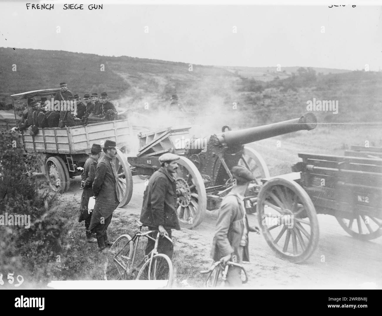 Siege gun hi-res stock photography and images - Alamy