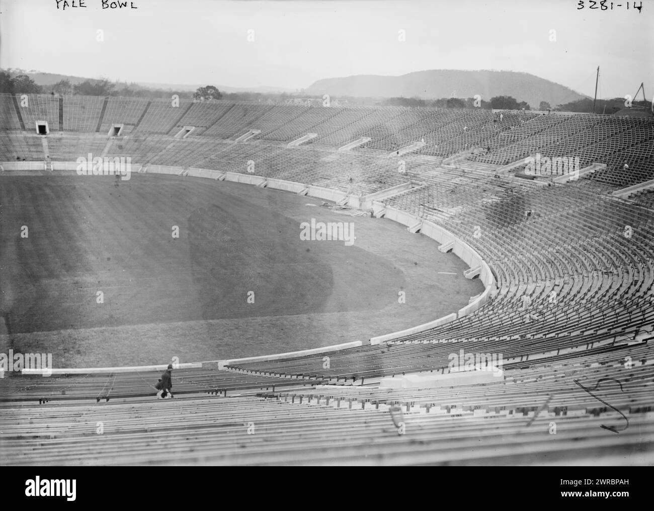 The yale bowl Black and White Stock Photos & Images - Alamy