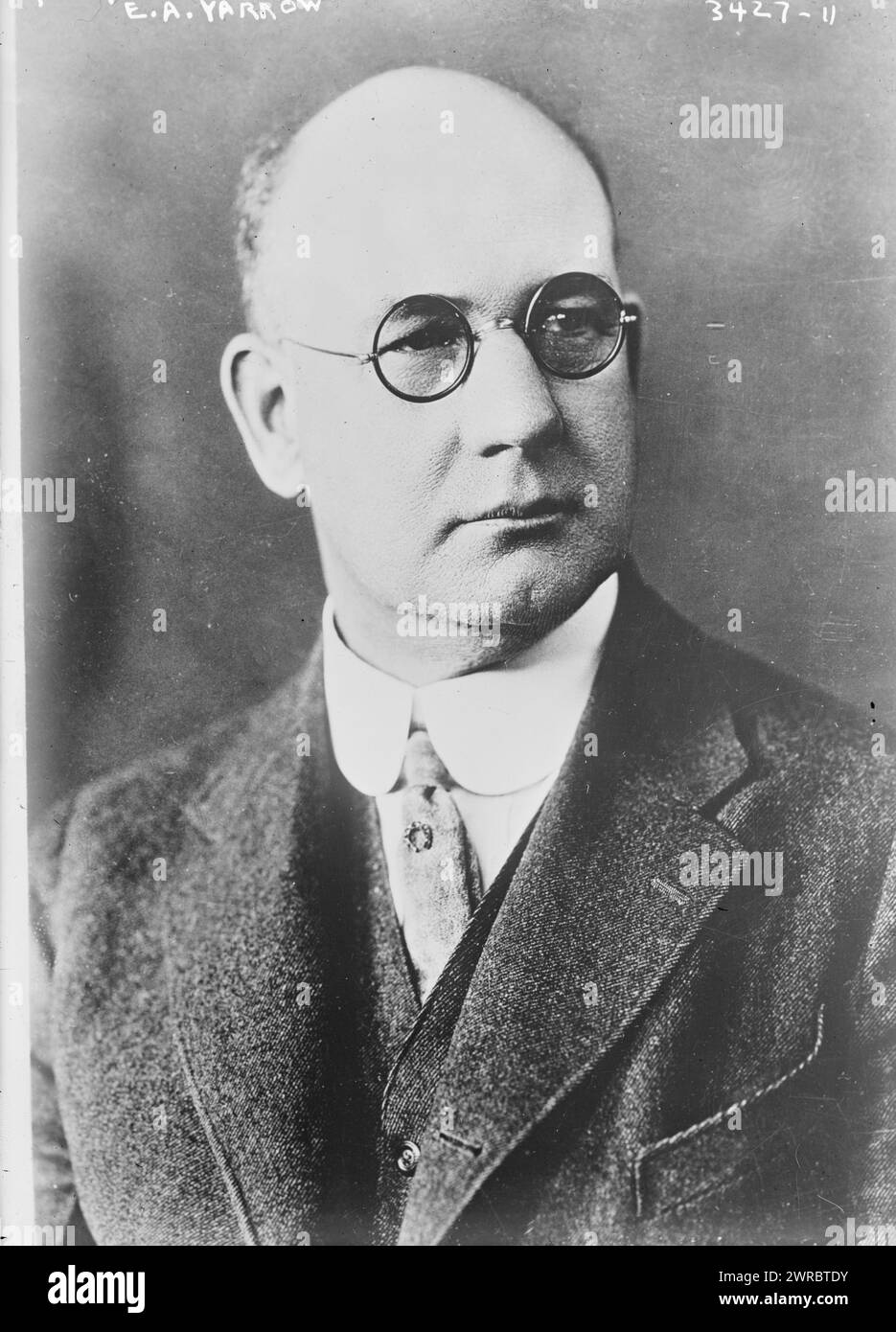 Ernest alfred yarrow hi-res stock photography and images - Alamy