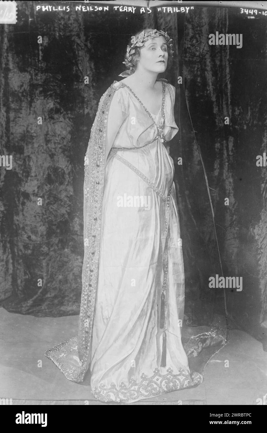 English actress phyllis neilson terry hi-res stock photography and ...