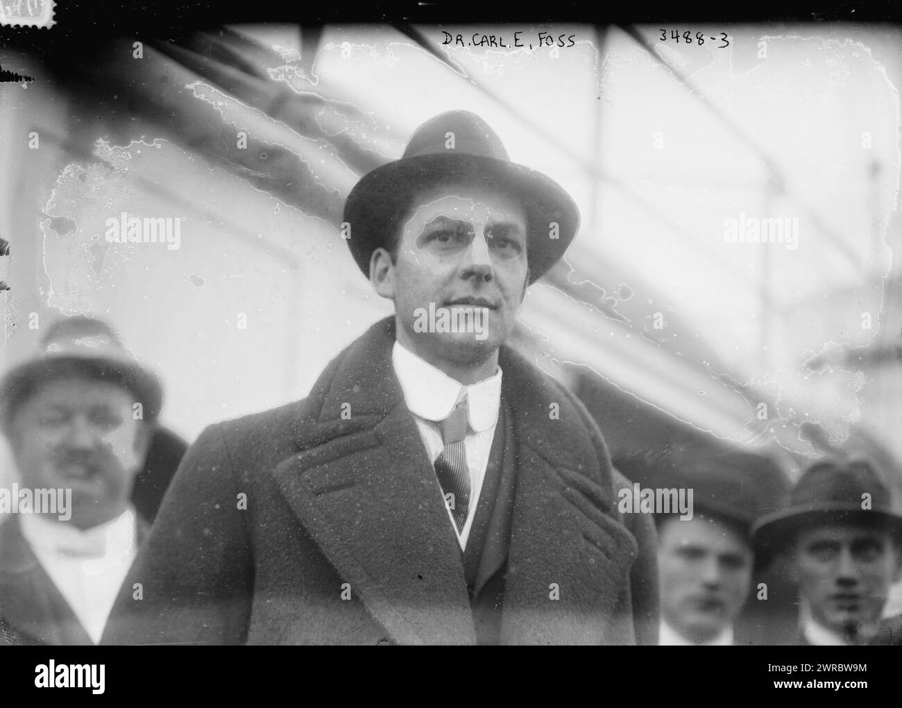 Dr. Carl Elmer Foss, survivor of the LUSITANIA sinking. Bain Coll ...