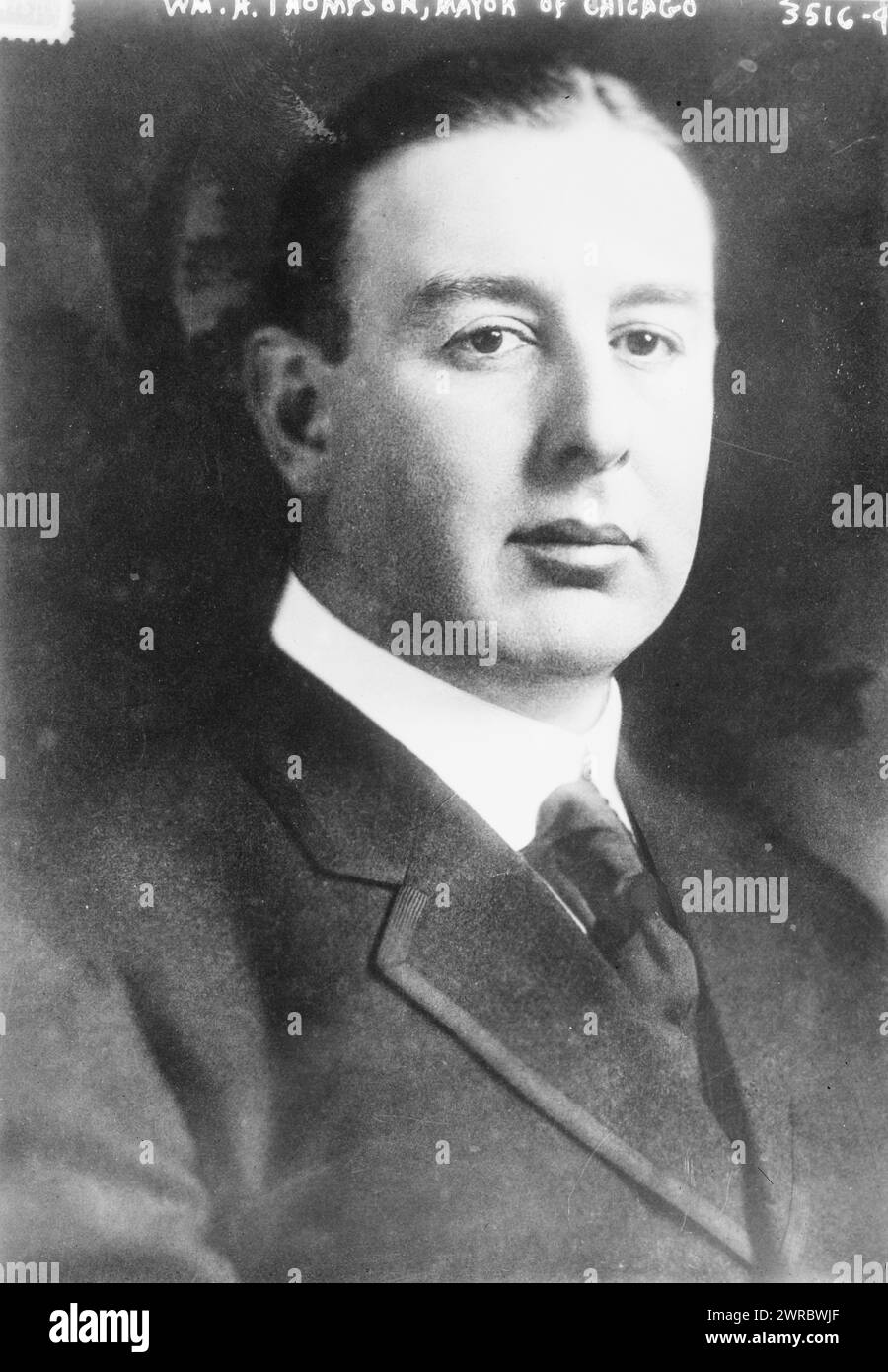 Big bill hi-res stock photography and images - Alamy