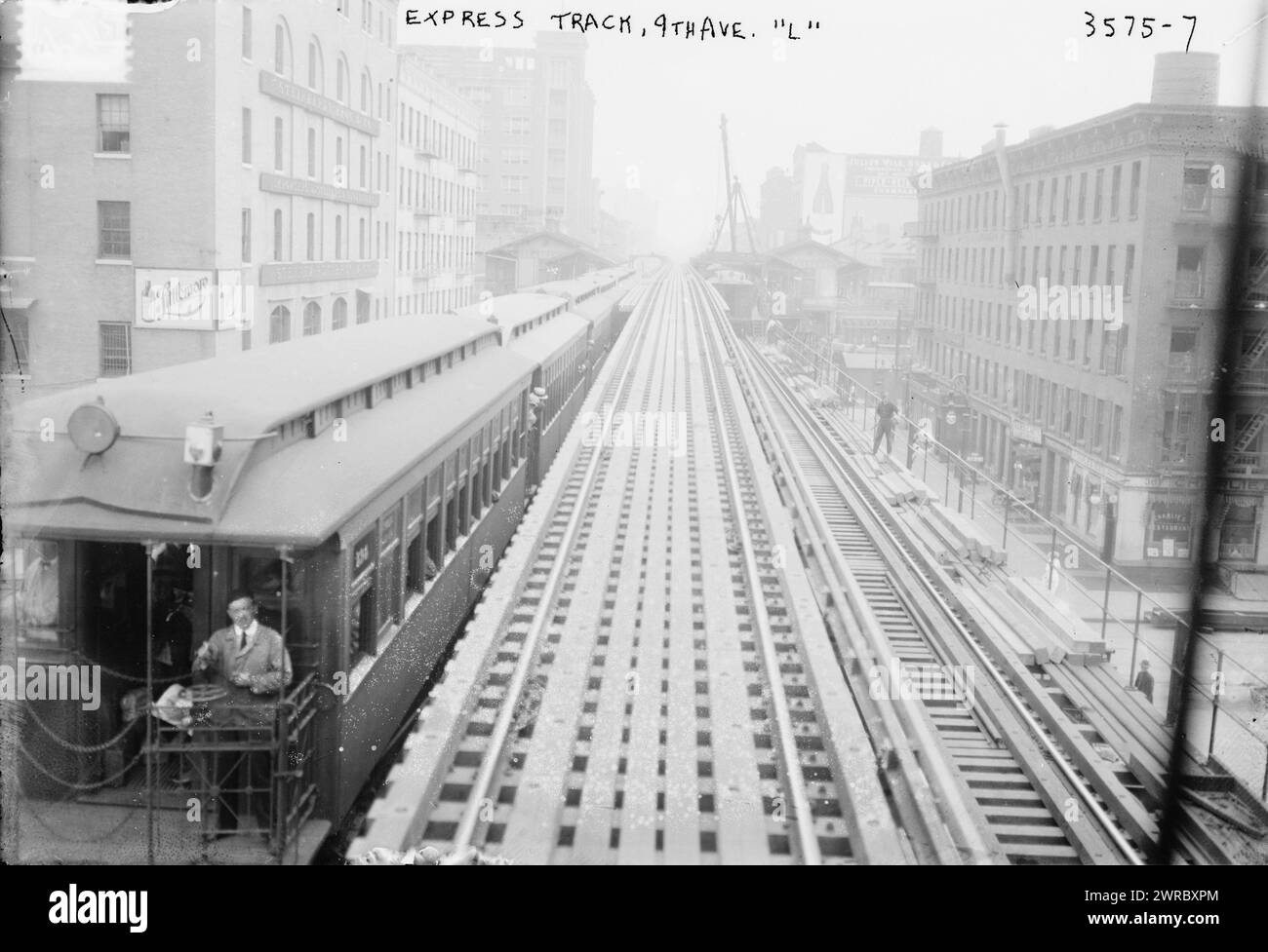 Express track 9th Ave. 'L', Photograph shows the express tracks of the ...