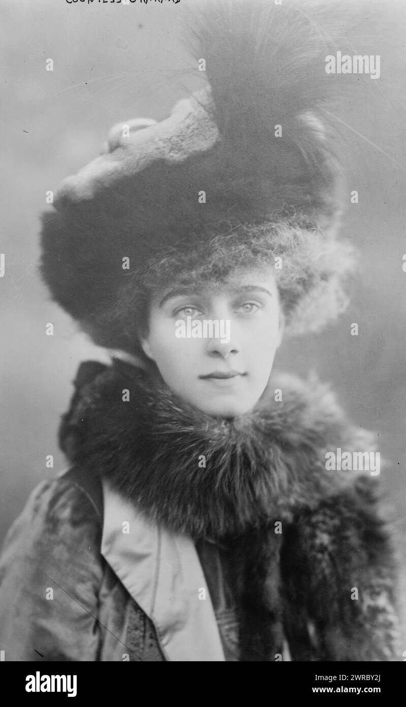 The heiress hi-res stock photography and images - Alamy