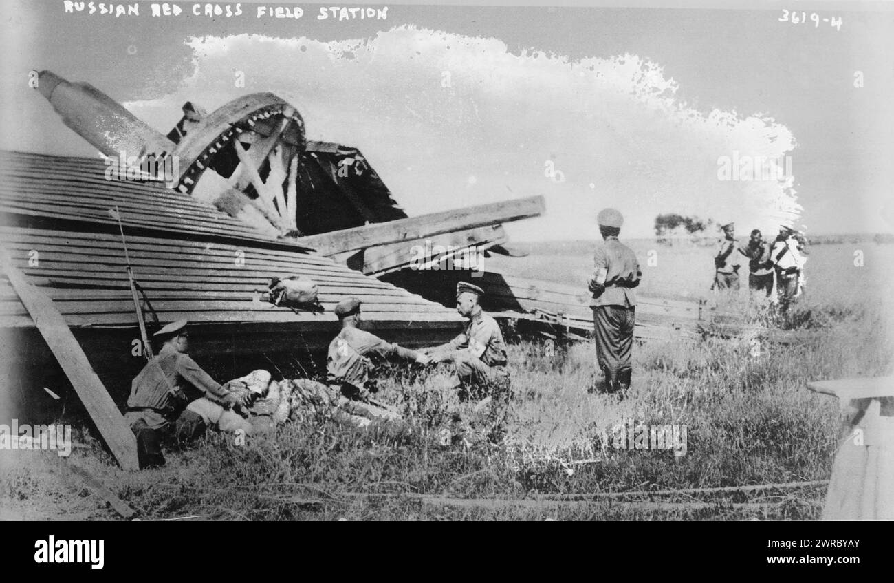 Russian red cross field station hi-res stock photography and images - Alamy