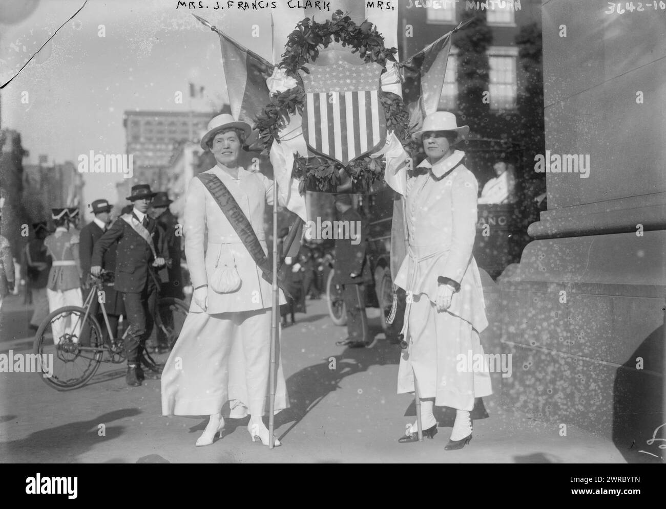 Mrs. J. Francis Clark, Mrs. Jewett Minturn, Photograph shows Edith ...
