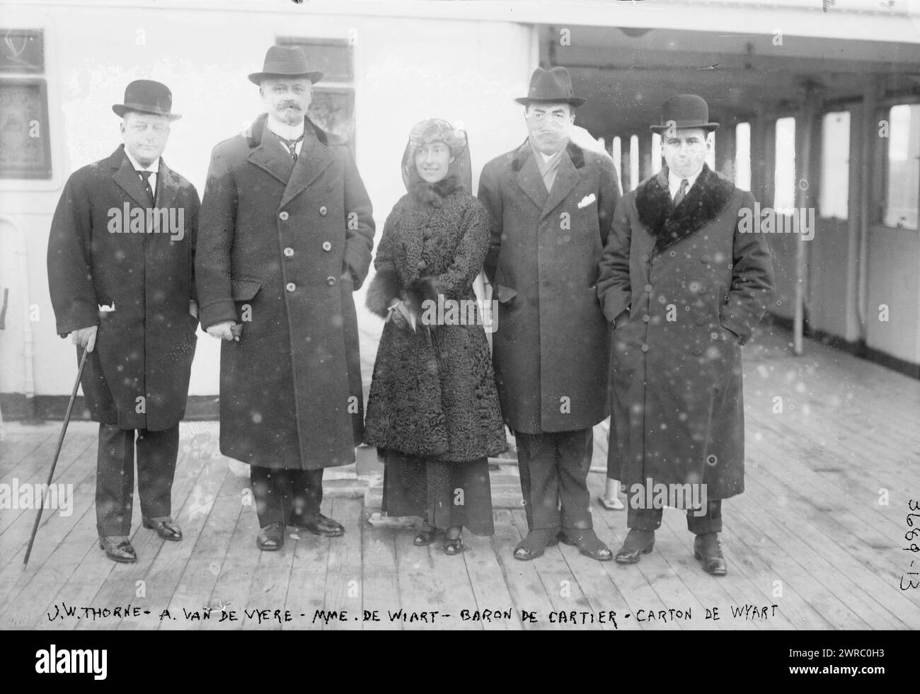 Carton de wiart hi-res stock photography and images - Alamy