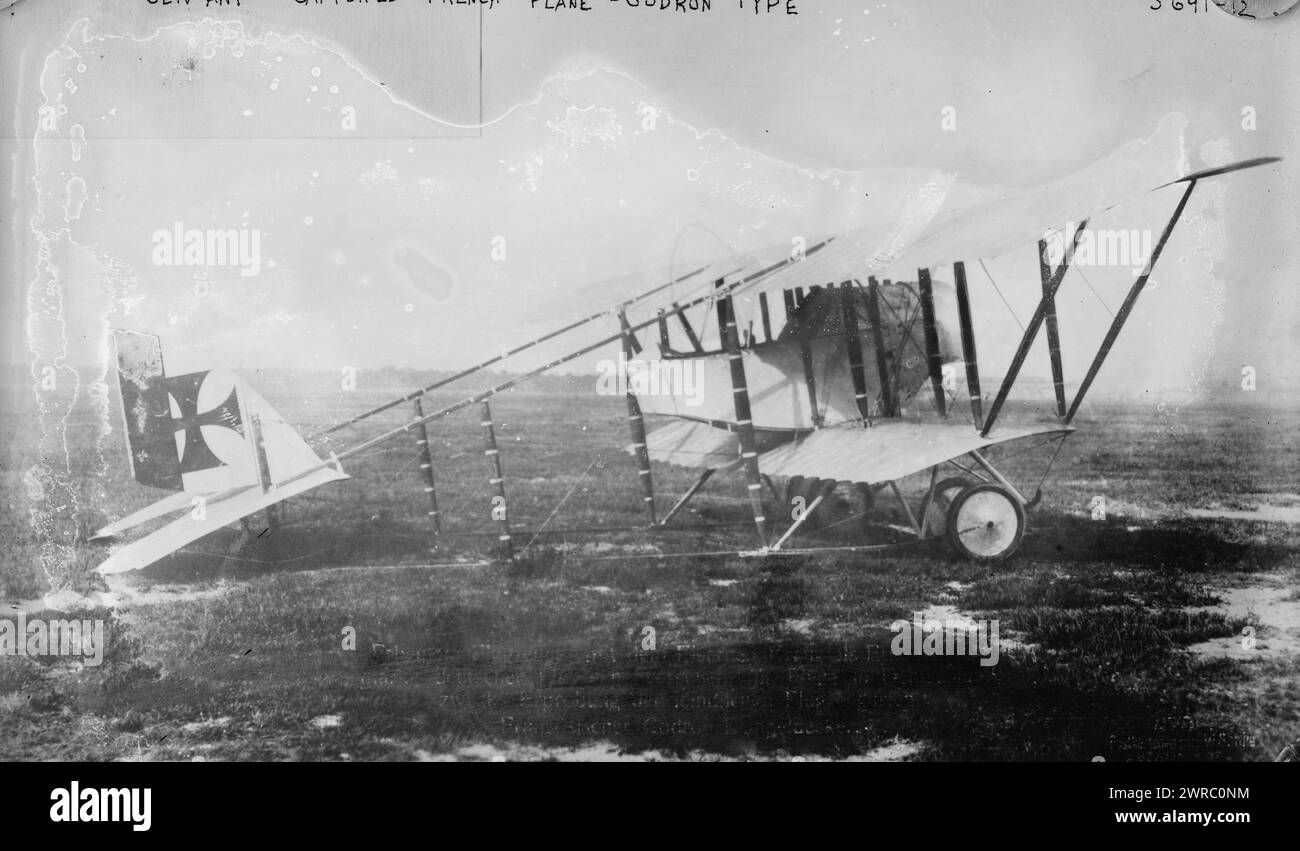 French plane hi-res stock photography and images - Alamy