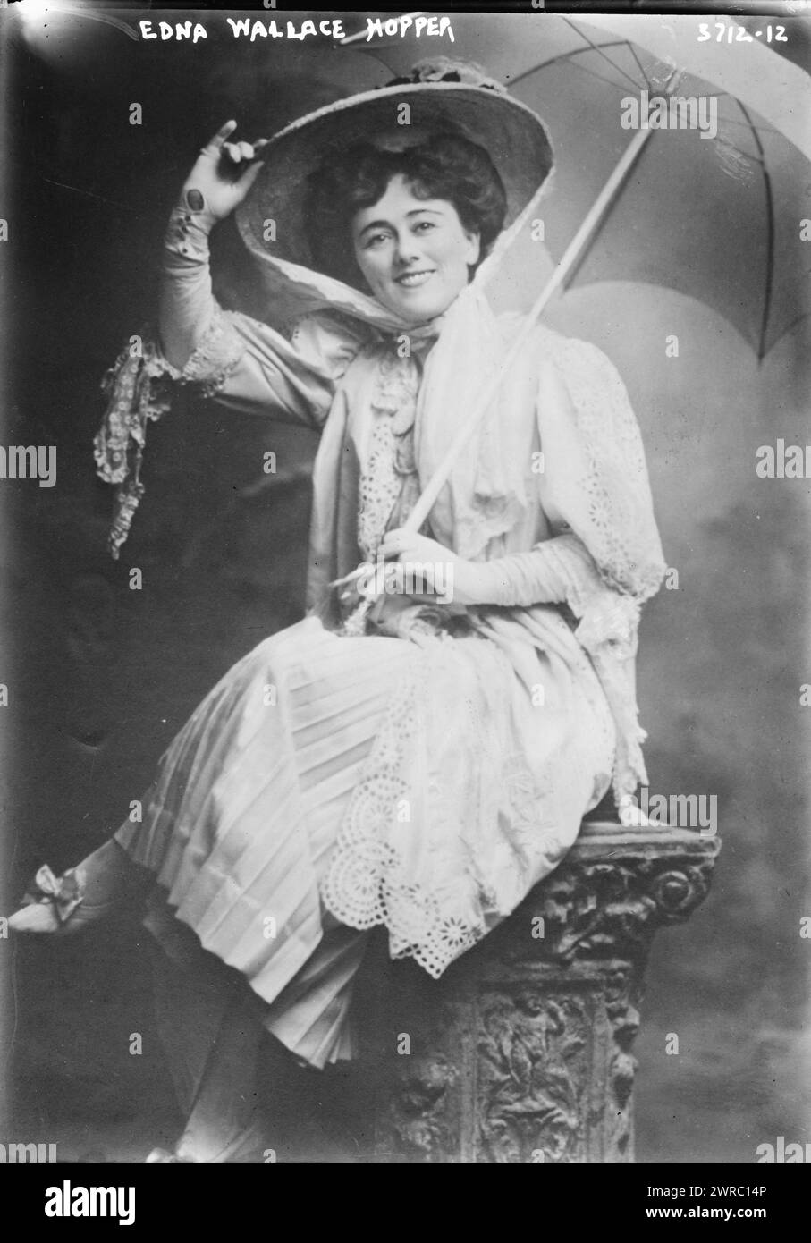 Edna Wallace Hopper, Photograph shows American stage and silent film ...