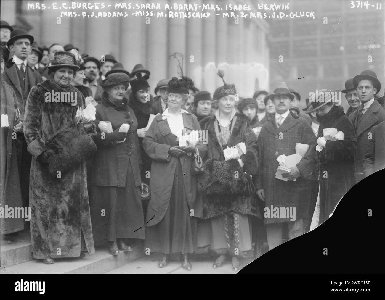 Sarah barry Black and White Stock Photos & Images - Alamy