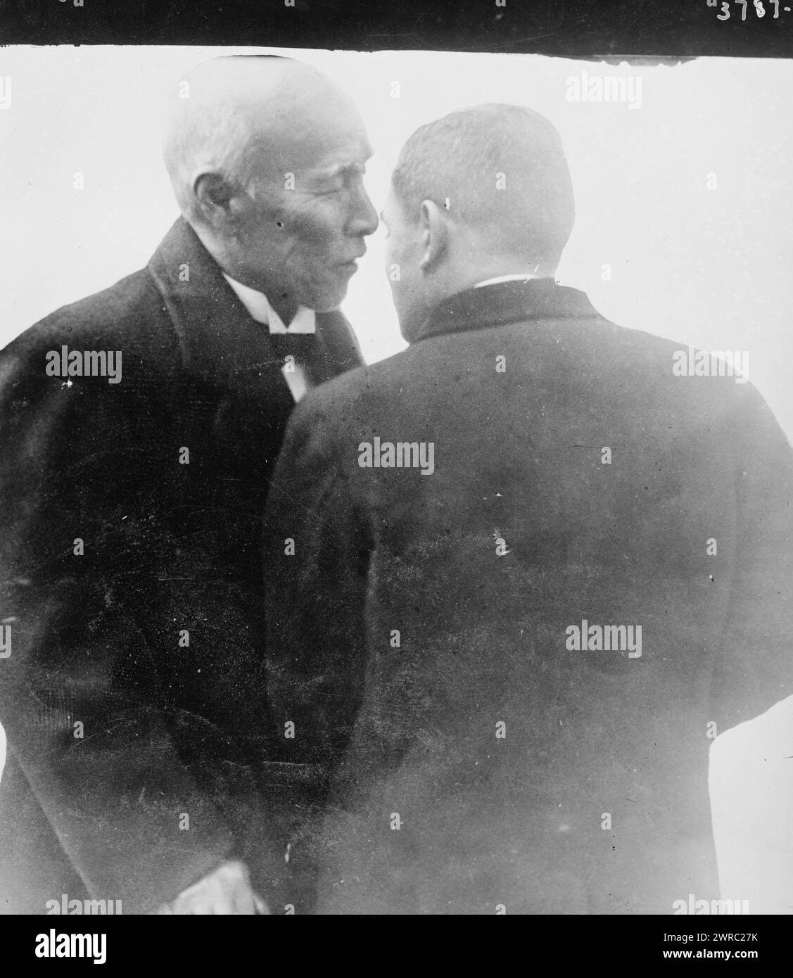 Japanese politician marquess okuma shigenobu hi-res stock photography ...