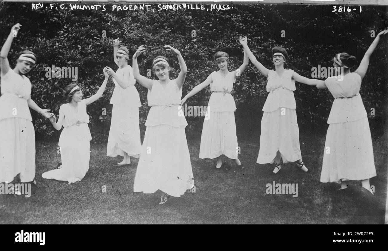Rev. Wilmot's pageant, Somerville, Mass., Photograph shows dancers in ...