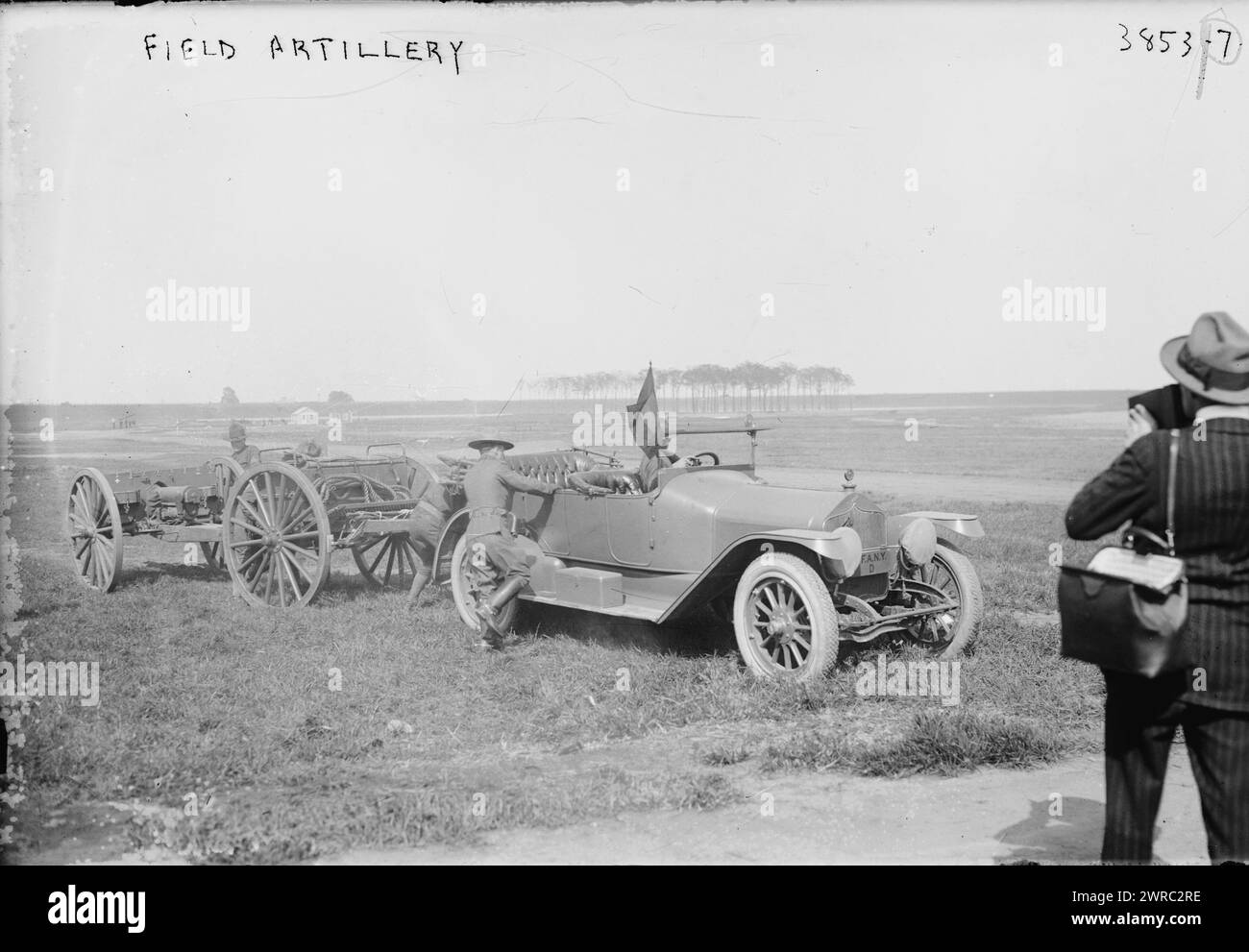 Artillery field glass hi-res stock photography and images - Alamy