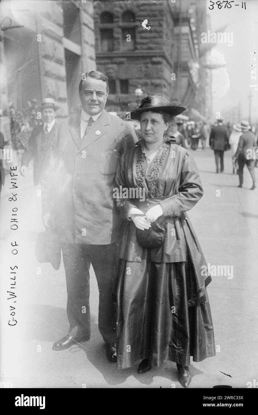 Gov. Willis of Ohio & wife, Photograph shows Republican politician ...