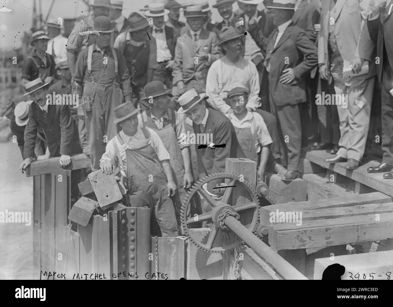 Mayor Mitchel opens gates, between ca. 1915 and ca. 1920, Glass ...