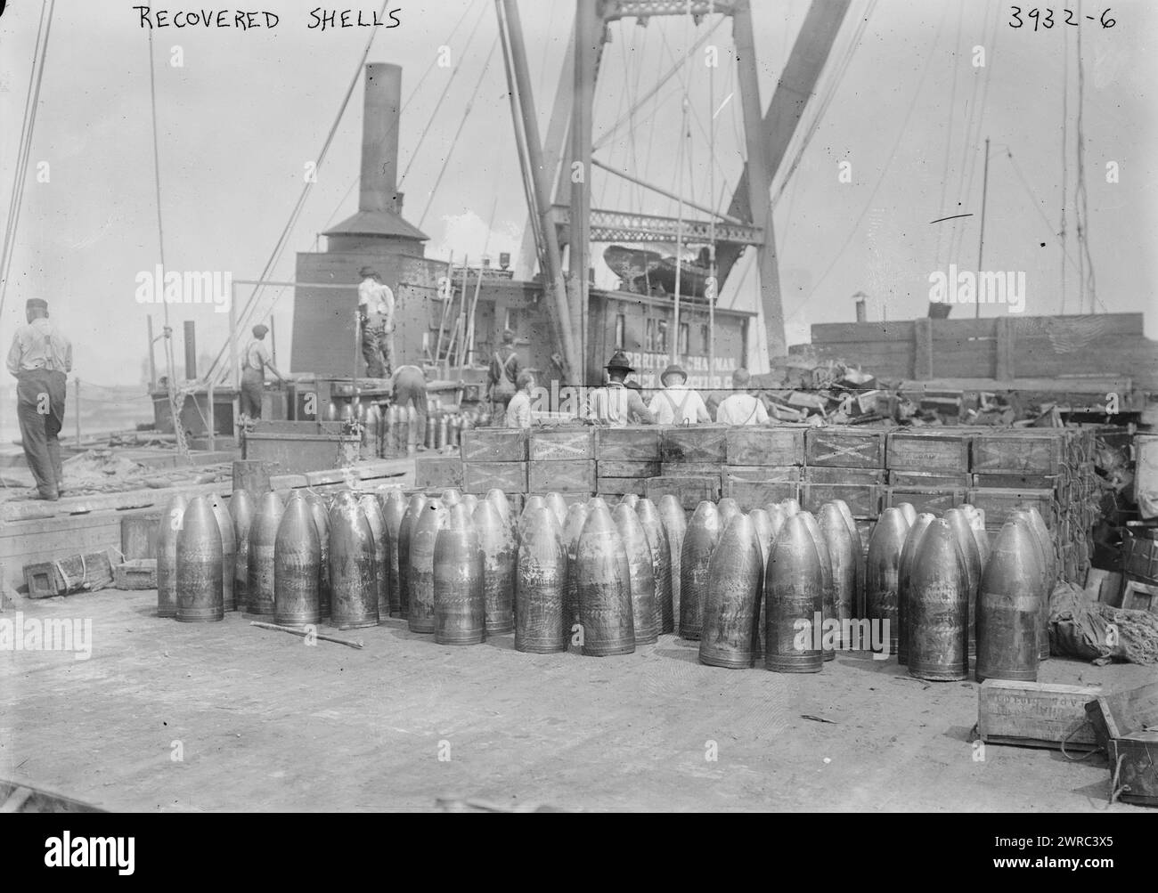 Recovered shells hi-res stock photography and images - Alamy