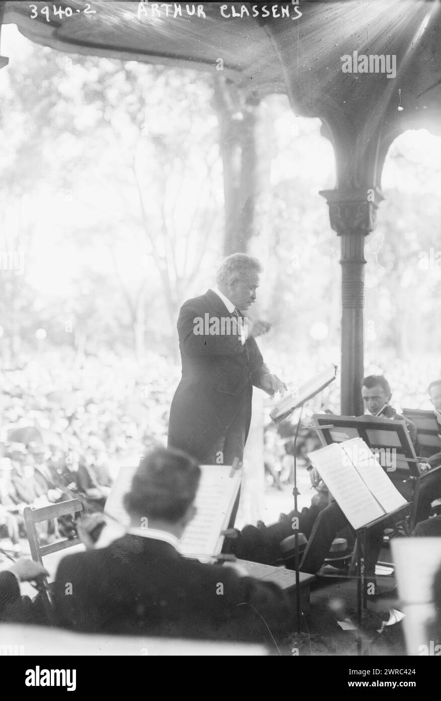 Arthur Classens i.e. Claassen, Photograph shows conductor Arthur ...