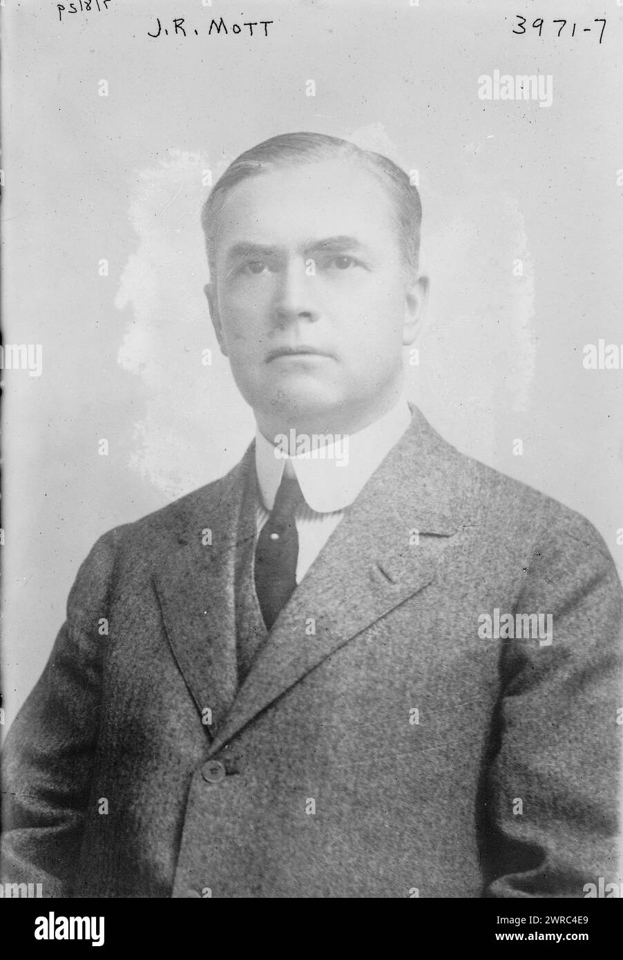 American commission member Black and White Stock Photos & Images - Alamy