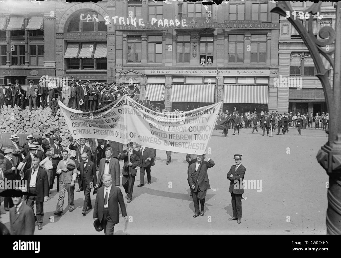 Car strike 1916 hi-res stock photography and images - Alamy