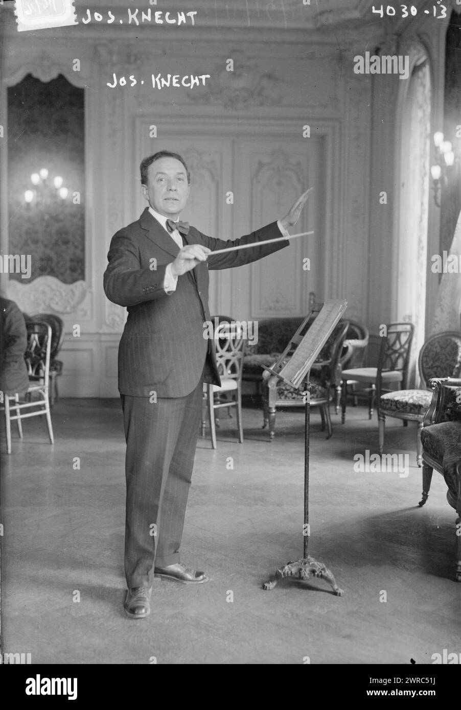 Waldorf astoria orchestra hi-res stock photography and images - Alamy