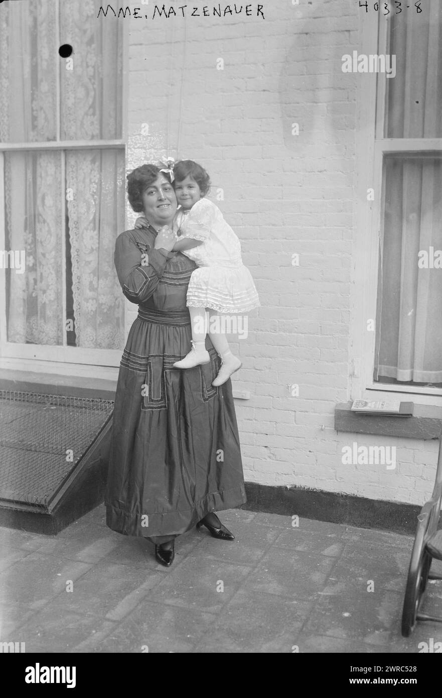 Adrienne fontana hi-res stock photography and images - Alamy