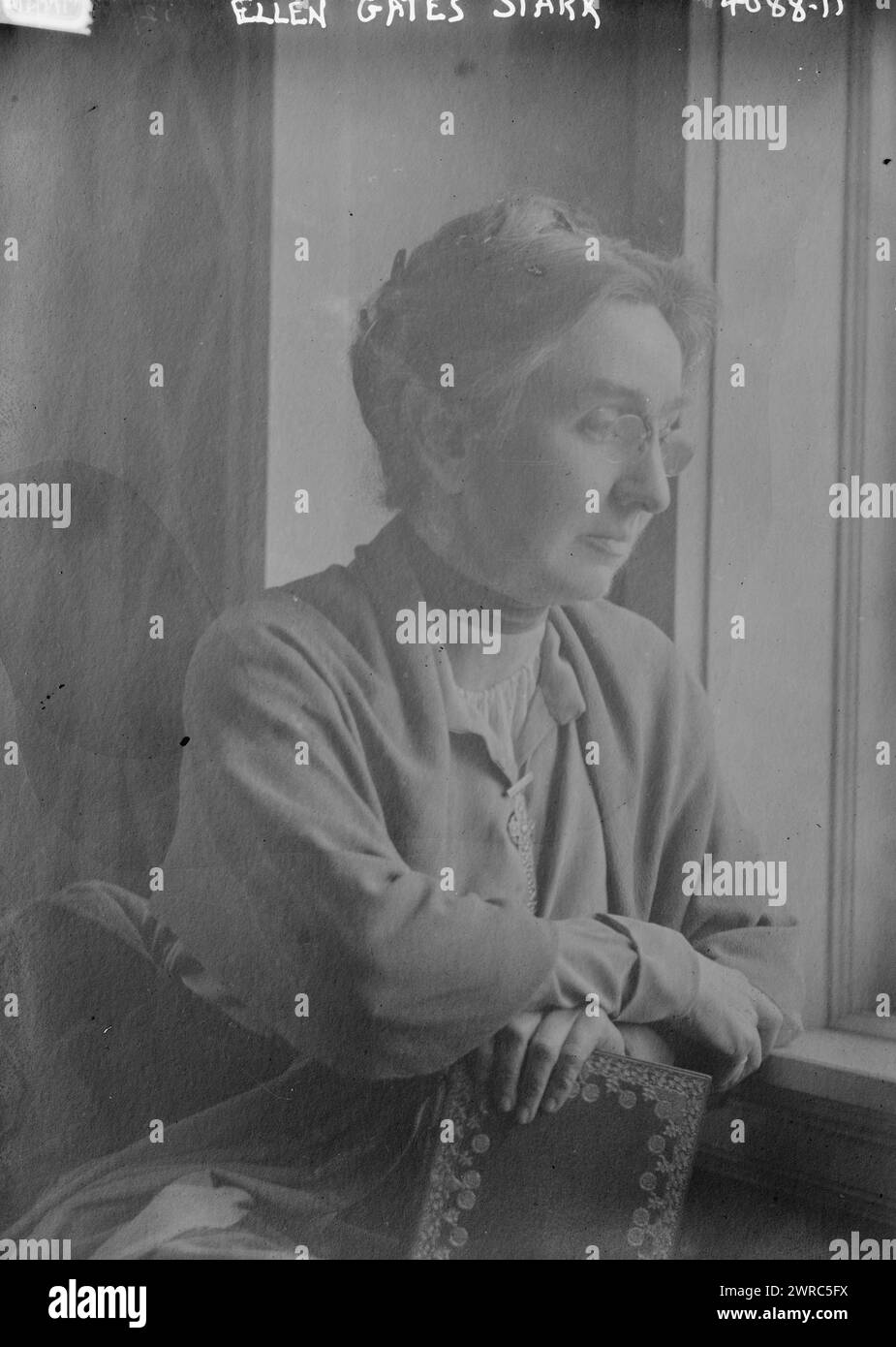 Ellen Gates Starr, Photograph shows social reformer Ellen Gates Starr ...