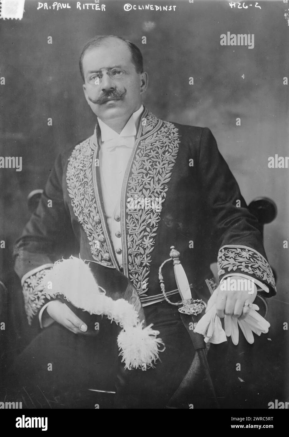 Paul ritter hi-res stock photography and images - Alamy