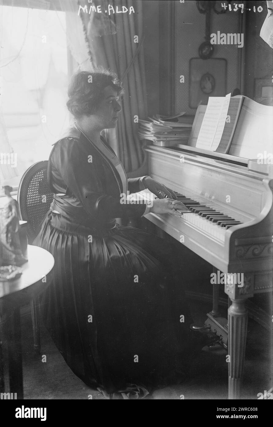Mme. Alda, Photograph shows soprano opera singer Frances Alda (1879 ...