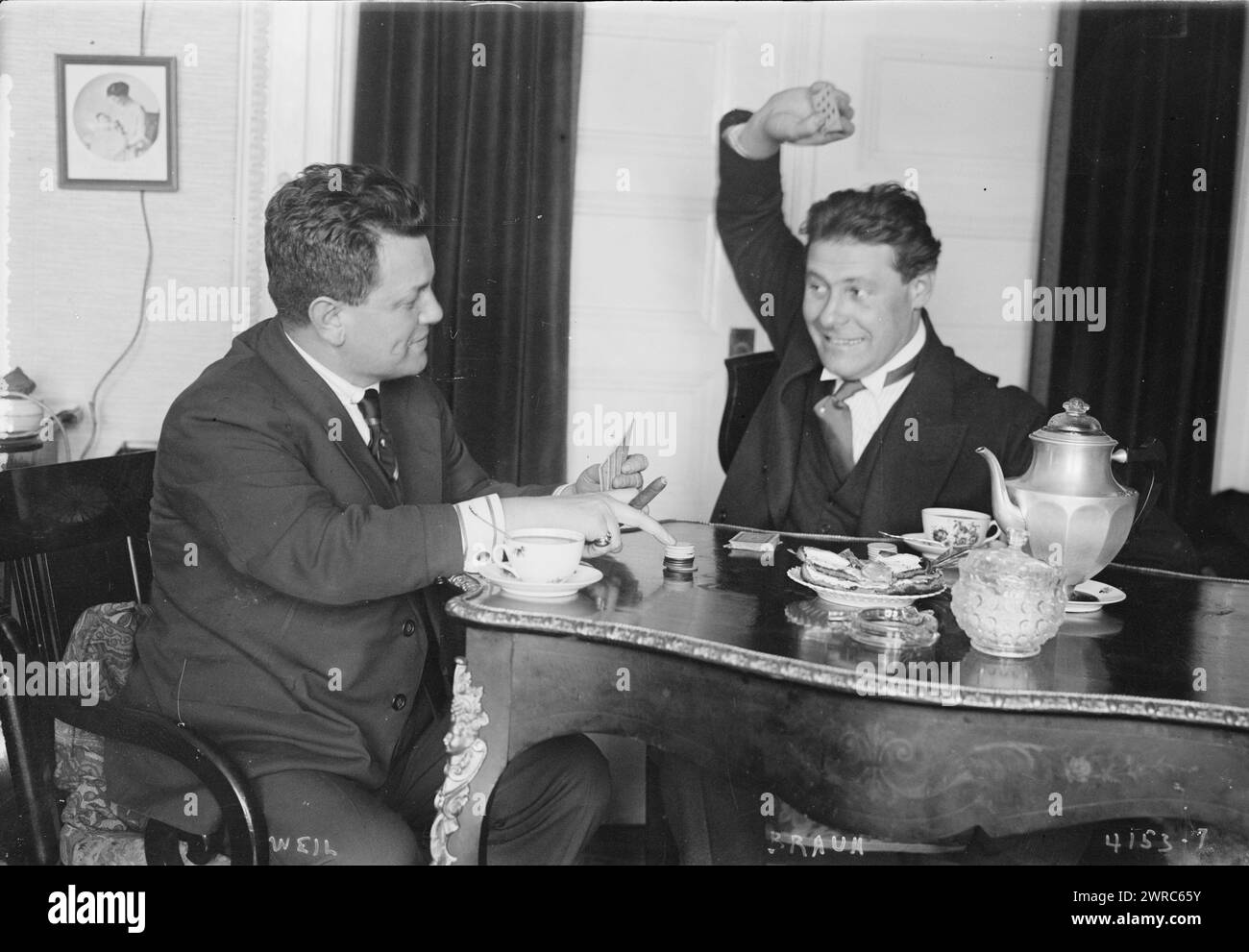 German opera singers hermann weil Black and White Stock Photos & Images ...