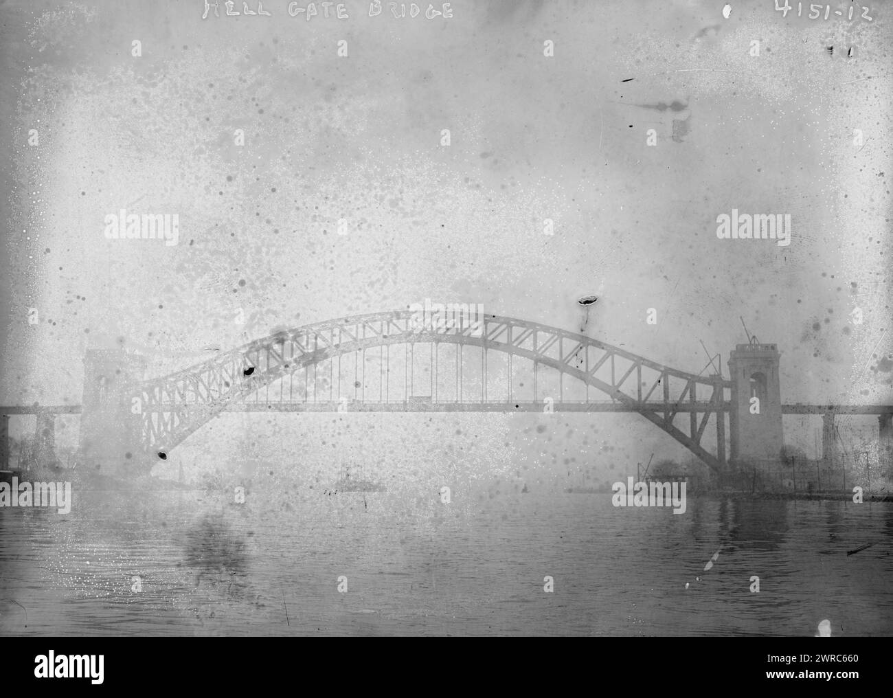 The hell gate bridge hi-res stock photography and images - Alamy