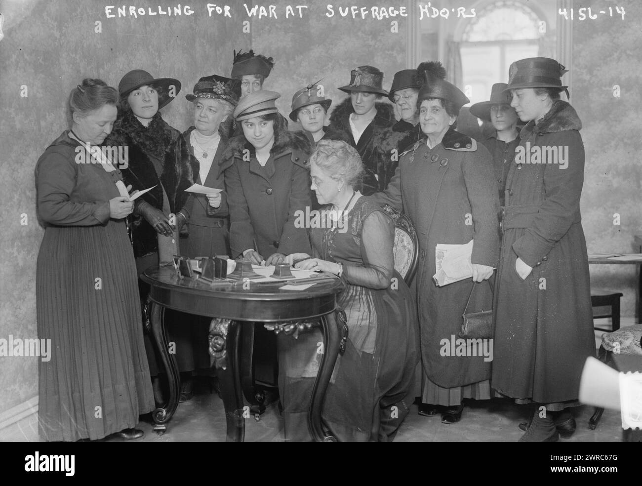 New york city womens suffrage party hi-res stock photography and images ...
