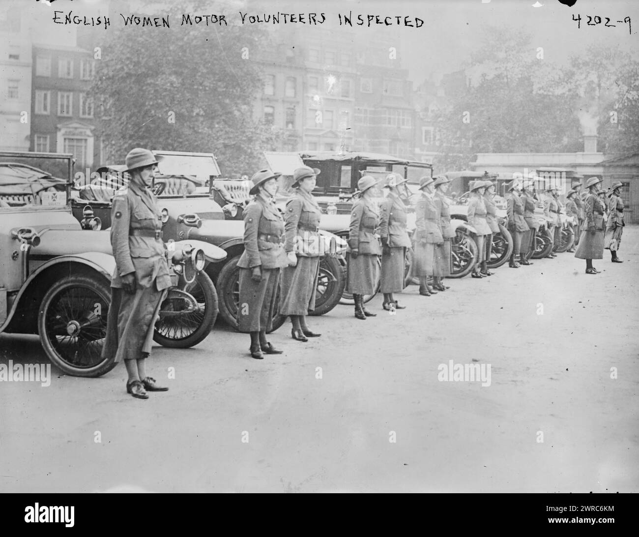 English women motor volunteers inspected, Photograph shows women driver ...